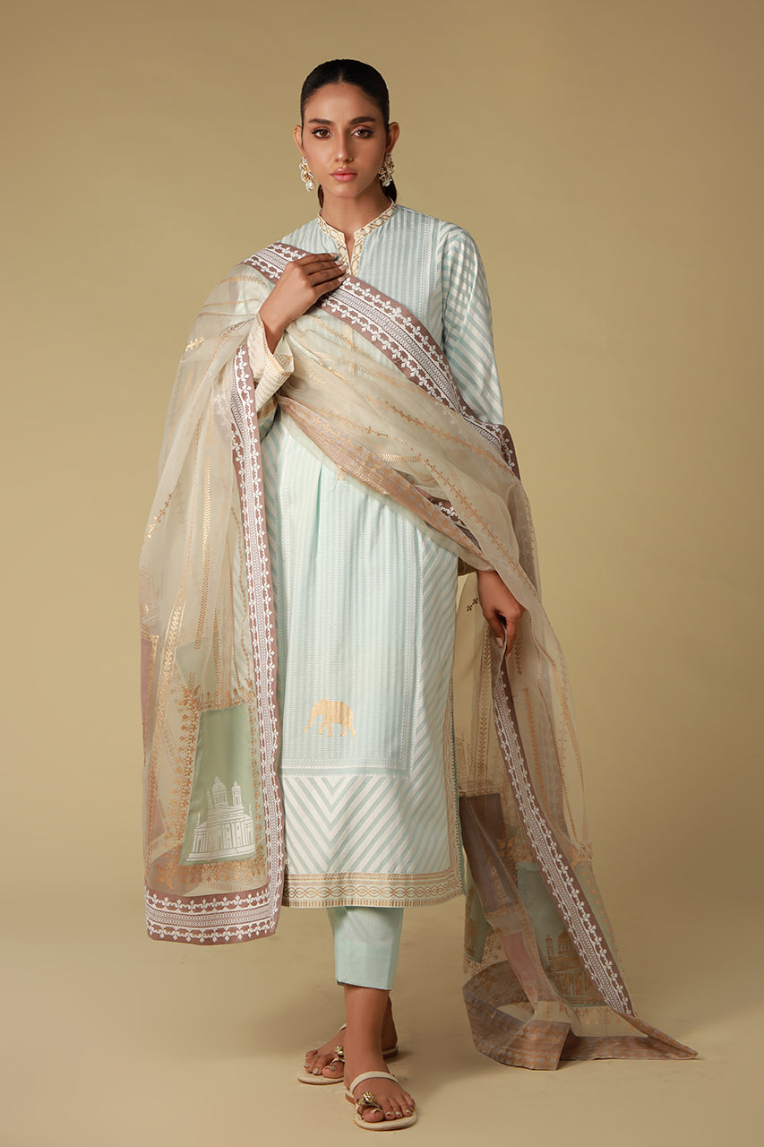 Mint Mirage – Nida Azwer Atelier