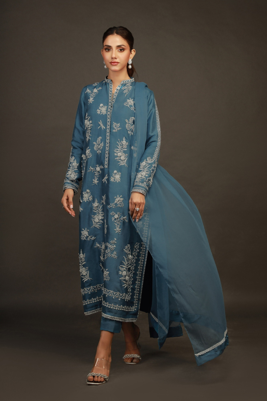 Florence – Nida Azwer Atelier